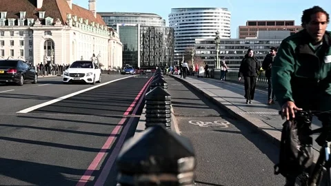 Motion Buzz Stock Videos – Royalty-Free HD & 4K Videos | Pond5