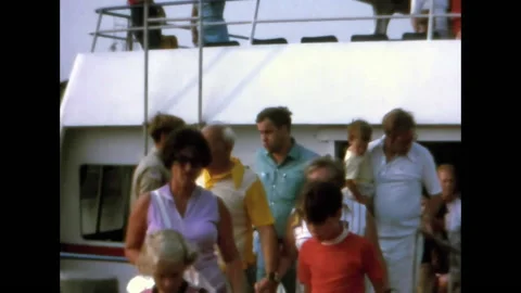 Super 8 - Cape Cod 1972: Tourists Get Of... | Stock Video | Pond5