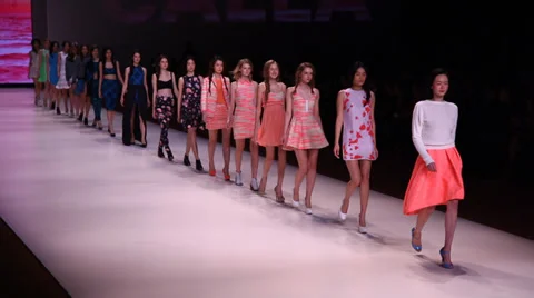 Super models Haute Couture catwalk high ... | Stock Video | Pond5