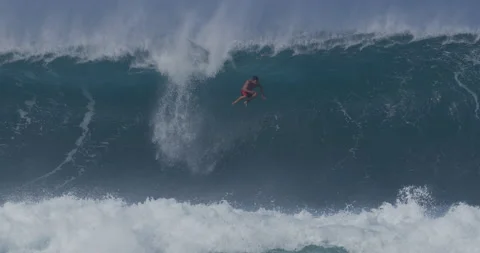 Surfer surfing big wave wipeout wipe out... | Stock Video | Pond5