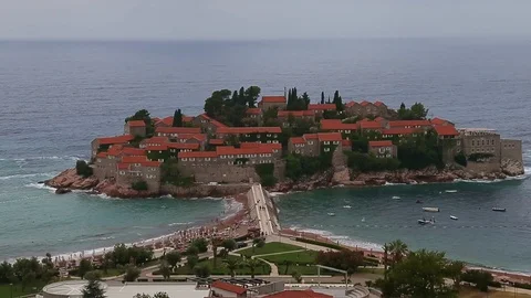 Stephen Brown Stock Videos – Royalty-Free HD & 4K Videos