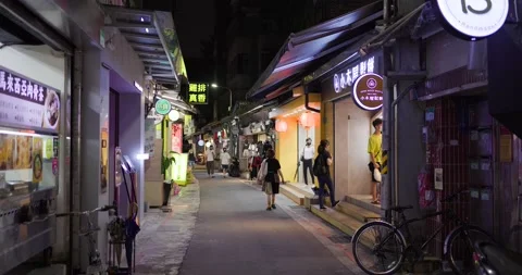 Taipei, Taiwan 01 September 2022: Shida ... | Stock Video | Pond5