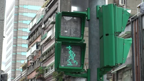 TAIPEI, TAIWAN : TRAFFIC LIGHT (traffic ... | Stock Video | Pond5