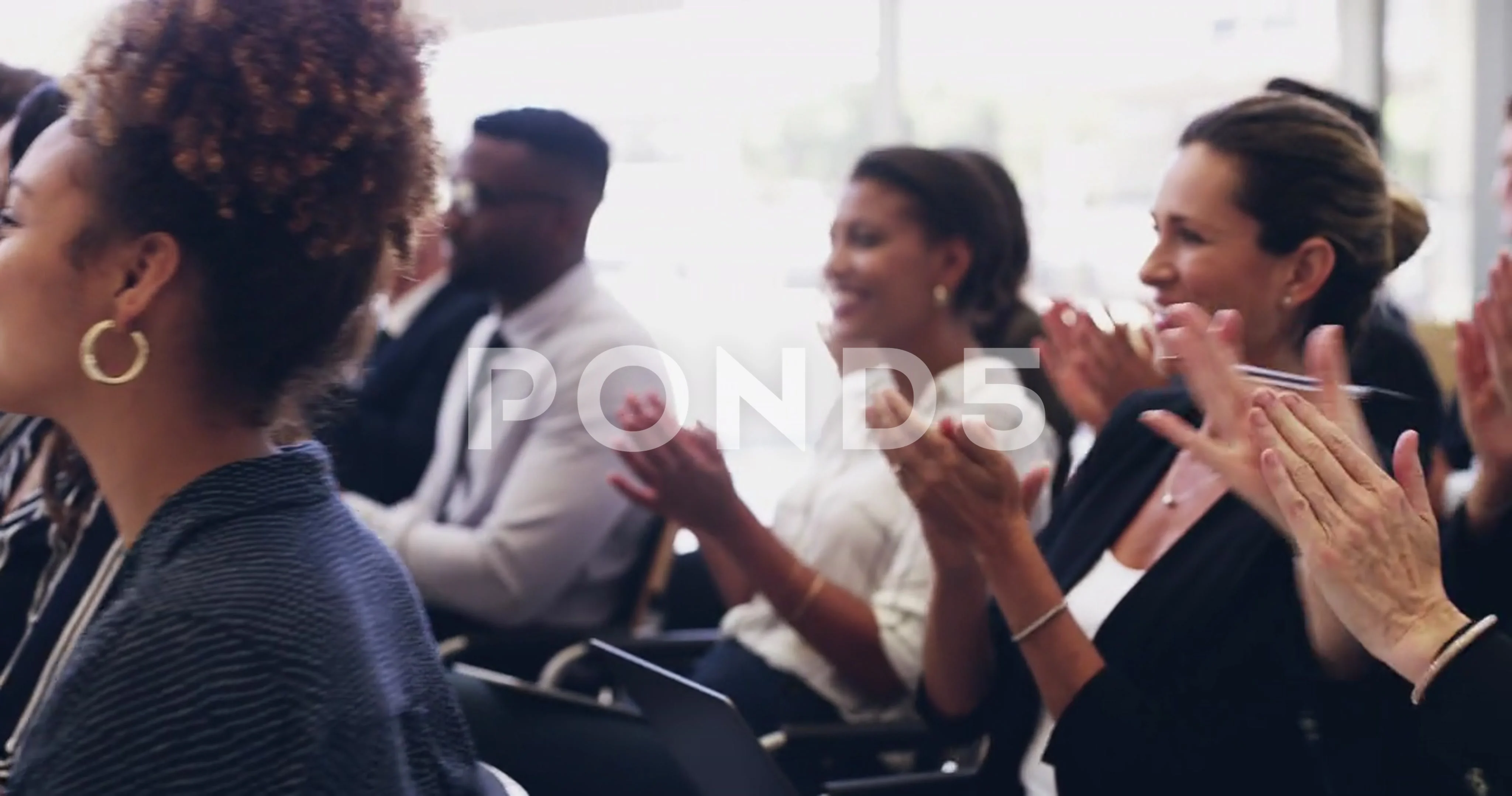 Round Of Applause Images