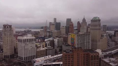 Tall skyscraper buildings on Detroit dow... | Stock Video | Pond5
