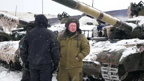 Beeing Sent Stock Videos – Royalty-Free HD & 4K Videos | Pond5