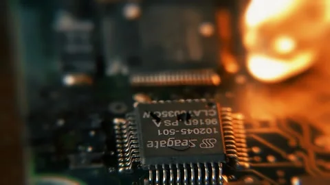 Tantalum capacitor fire. Short circuit i... | Stock Video | Pond5