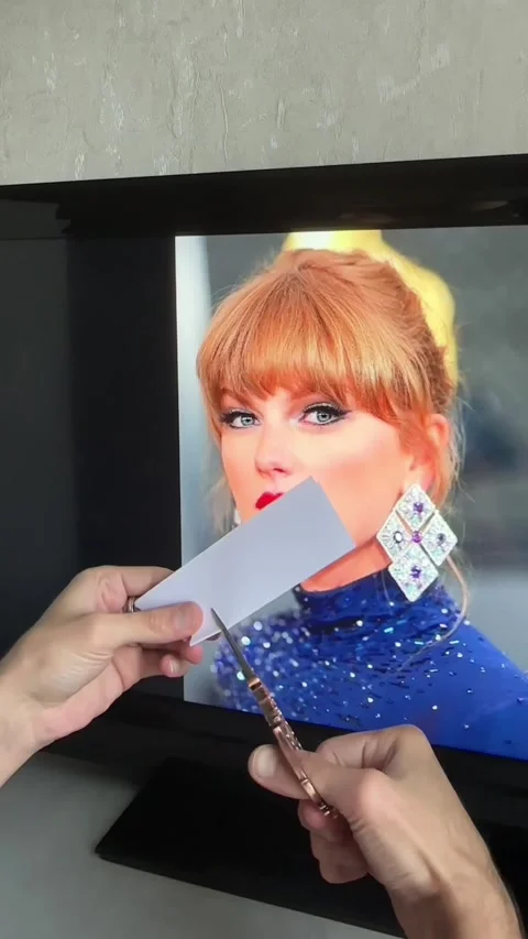 Taylor Swift's Paper Portrait, Tbilisi, ... | Stock Video | Pond5