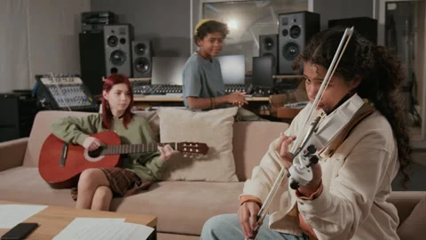 Girl Clapping Stock Videos – Royalty-Free HD & 4K Videos