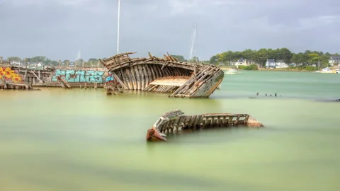 Tidal range 4K time lapse of ocean flood... | Stock Video | Pond5