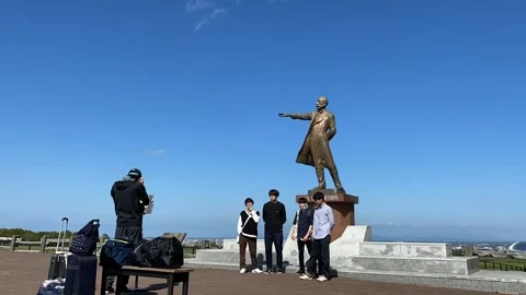 Pictures Famous People Stock Videos – Royalty-Free HD & 4K Videos | Pond5