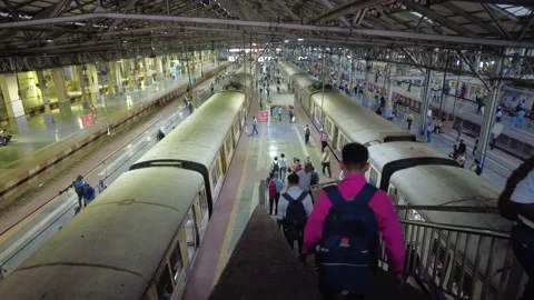 Timelapse Train reach platform station i... | Stock Video | Pond5