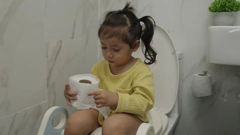 Girls Pees Stock Videos – Royalty-Free HD & 4K Videos