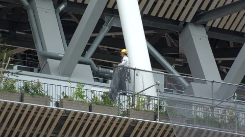 TOKYO, JAPAN : Construction workers at t... | Stock Video | Pond5