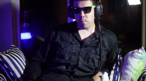 Soundplay Head Phones Stock Videos – Royalty-Free HD & 4K Videos | Pond5