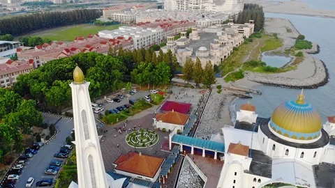 For People Wh Stock Videos – Royalty-Free HD & 4K Videos | Pond5