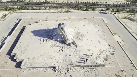 Toppled statue of Hafez al-Assad, symbol... | Stock Video | Pond5