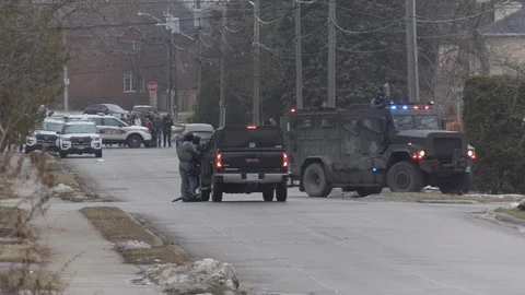 Toronto police armed tactical officers i... | Stock Video | Pond5