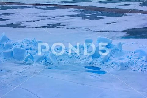 Toross and melt water pool in Arctic ocean at latitude 88 degrees Stock ...