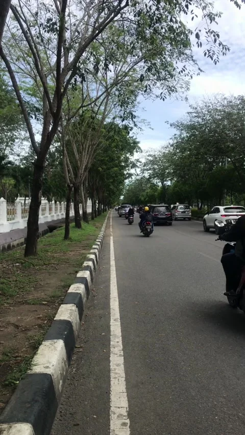 Motorway Status Video Stock Videos – Royalty-Free HD & 4K Videos | Pond5