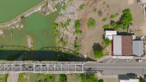Traffic on historic Roy B. Inks truss br... | Stock Video | Pond5