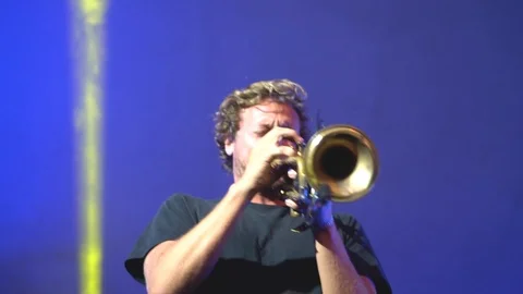 Mo0De Music Player Stock Videos – Royalty-Free HD & 4K Videos | Pond5