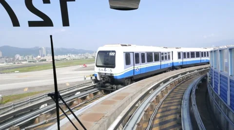 Turning railroad, oncoming train, outdoo... | Stock Video | Pond5