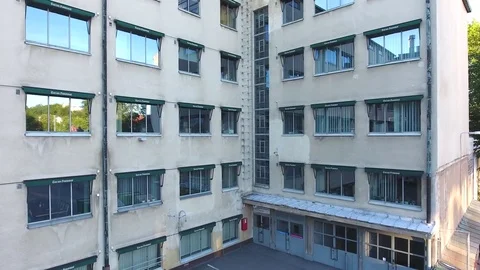 Architectes Newspaper Stock Videos – Royalty-Free HD & 4K Videos