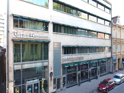 Architectes Newspaper Stock Videos – Royalty-Free HD & 4K Videos