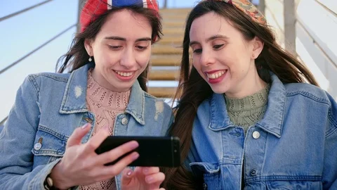 Youtube Video Atch Stock Videos – Royalty-Free HD & 4K Videos | Pond5