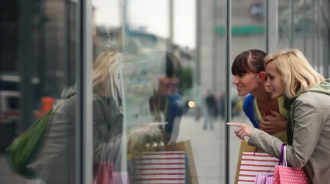 Stock Footage by Sylwiab | Official Pond5 Storefront