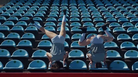 Two Women Twerking Stock Videos – Royalty-Free HD & 4K Videos | Page 3