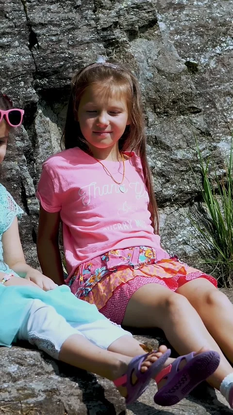 Prety Girls Kid Stock Videos – Royalty-Free HD & 4K Videos