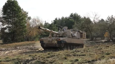 U.S. Army M109A7 Paladin Howitzers trave... | Stock Video | Pond5