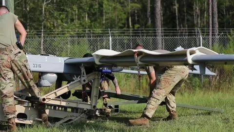 Rq 7B Stock Footage ~ Royalty Free Stock Videos | Pond5