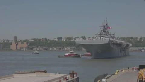 U.S. Navy amphibious assault ship USS Ba... | Stock Video | Pond5