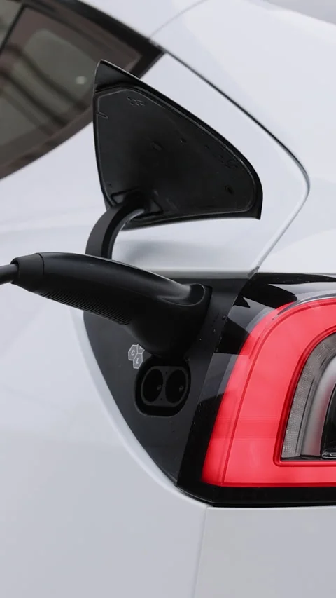 Ev Charging Video Stock Videos – Royalty-Free HD & 4K Videos | Pond5