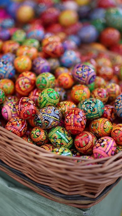 Screen Shot Folk Stock Videos – Royalty-Free HD & 4K Videos | Pond5