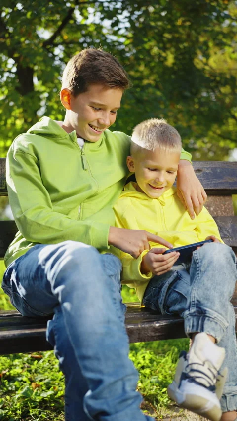 Video Two Screen Stock Videos – Royalty-Free HD & 4K Videos