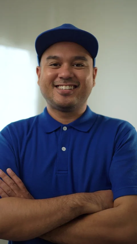 Vertical shots of portrait asian deliver... | Stock Video | Pond5