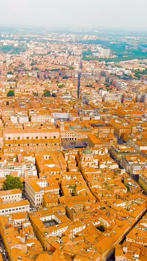 Video Two Le Stock Videos – Royalty-Free HD & 4K Videos | Pond5