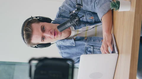 Display Backj Stock Videos – Royalty-Free HD & 4K Videos