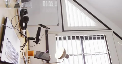 Empty Table Home Stock Videos – Royalty-Free HD & 4K Videos | Pond5