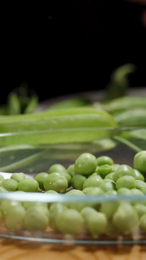 Homwgrown Video Stock Videos – Royalty-Free HD & 4K Videos | Pond5