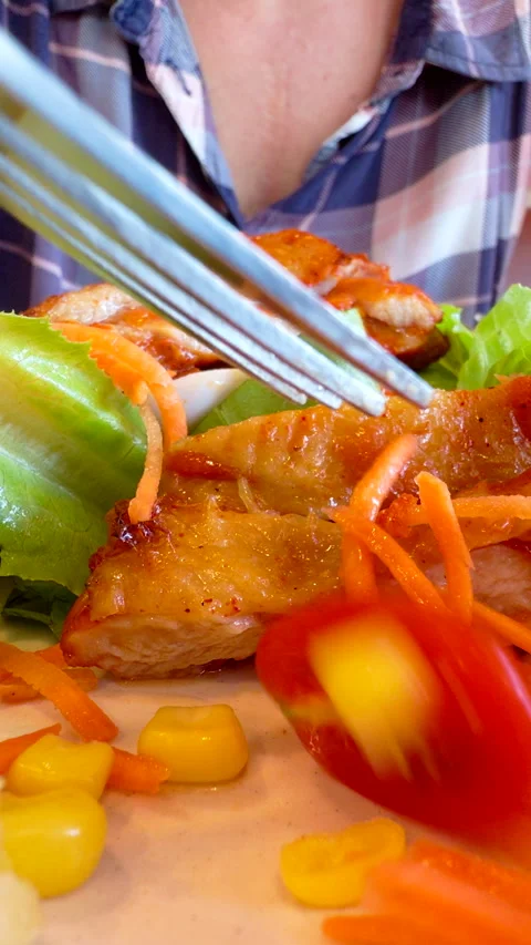 Person Eating Carrots Stock Videos – Royalty-Free HD & 4K Videos | Page 2