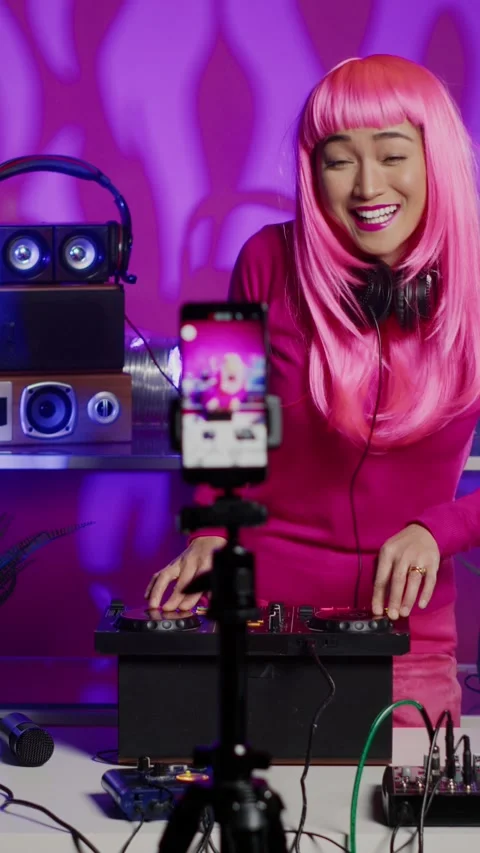 Techno Mix Song Stock Videos – Royalty-Free HD & 4K Videos