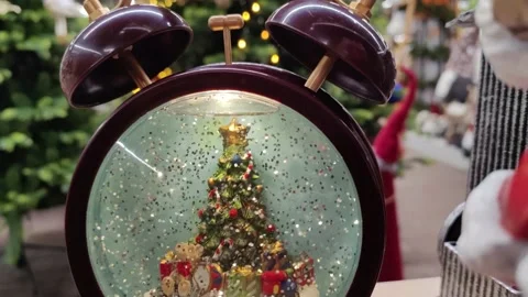 Mal Out Video Stock Videos – Royalty-Free HD & 4K Videos | Pond5