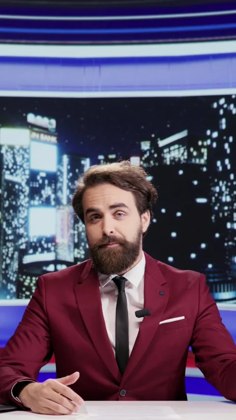 Vertical video Night show presenter open... | Stock Video | Pond5