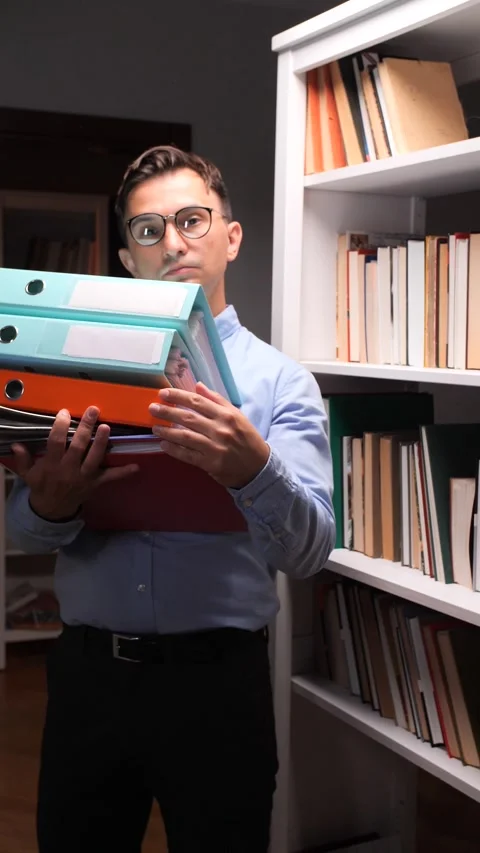 Archivero Vertical Stock Videos – Royalty-Free HD & 4K Videos