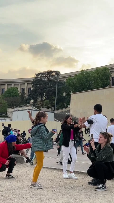 Videoother People Stock Videos – Royalty-Free HD & 4K Videos | Pond5